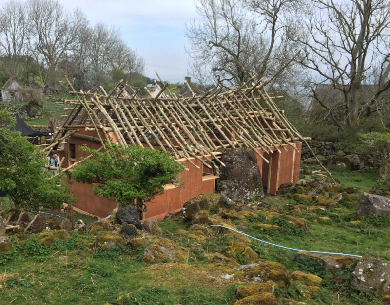 Rustic round pole with bark Dia. 3, 4, or 6". 3.6 m length