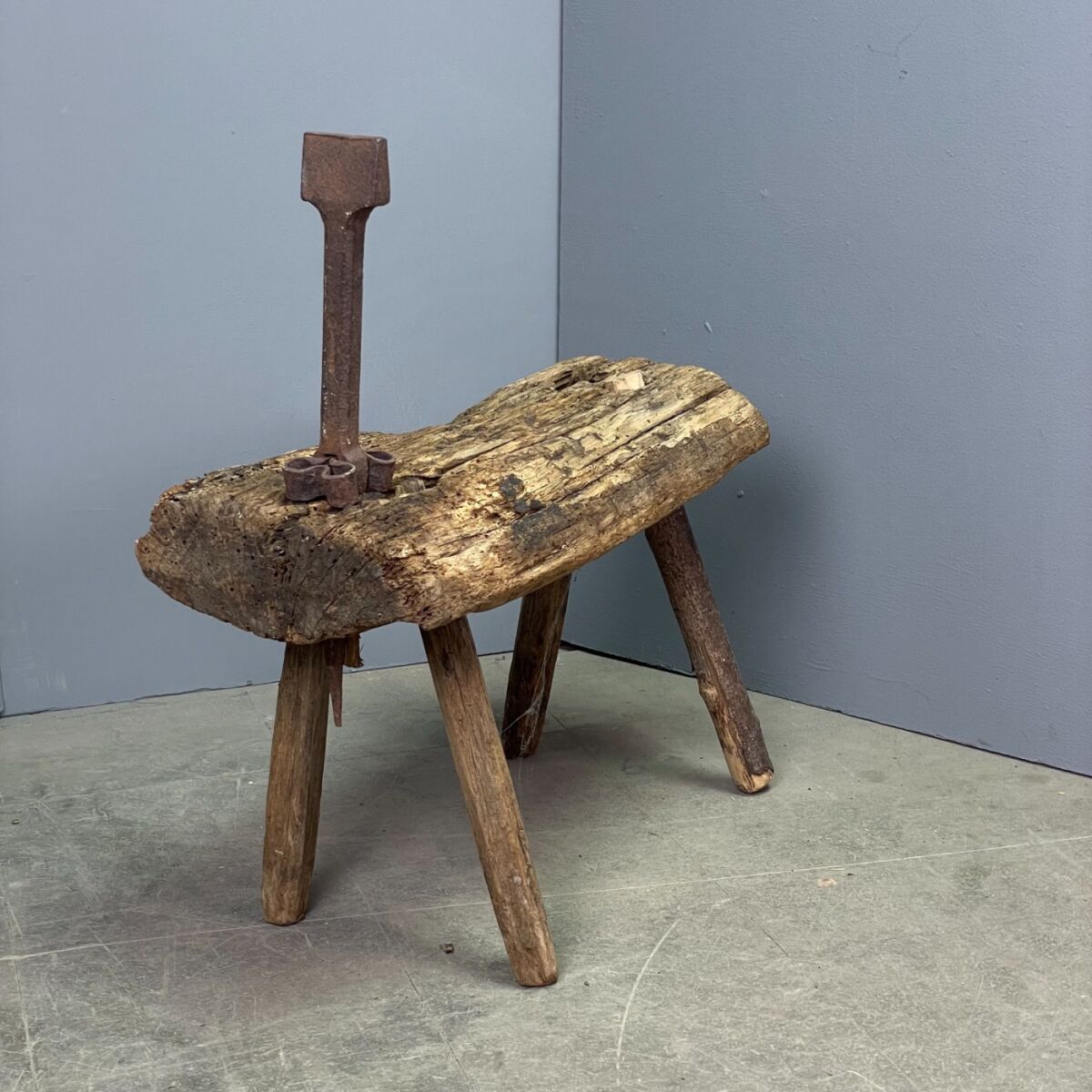 Scythe Sharpening Bench - RENTAL ONLY - Brandon Thatchers