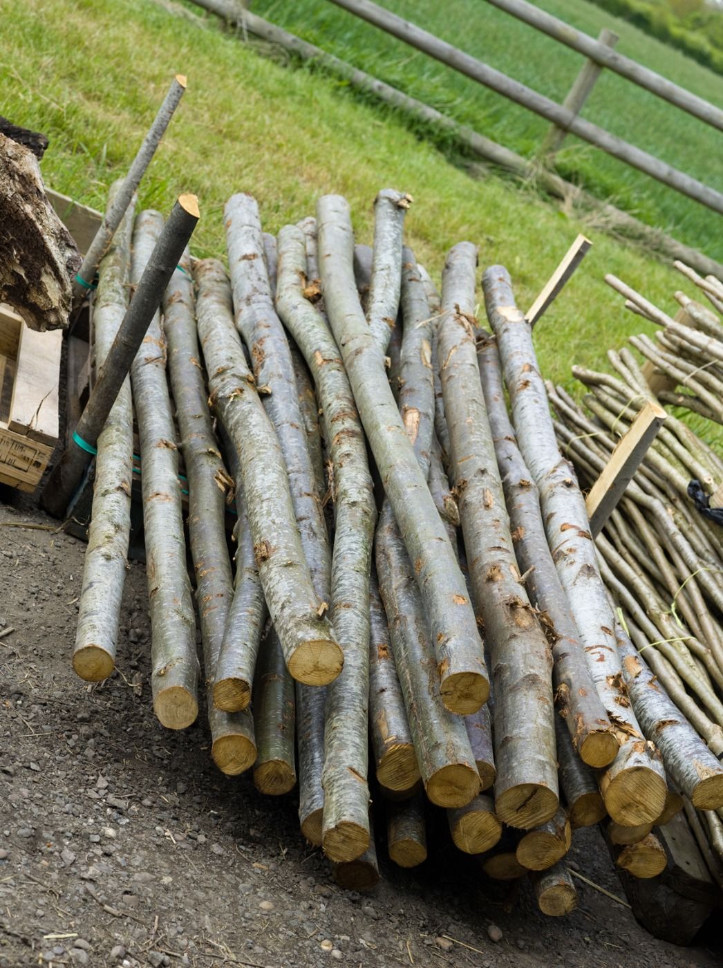 Rustic round pole with bark Dia. 3, 4, or 6". 3.6 m length