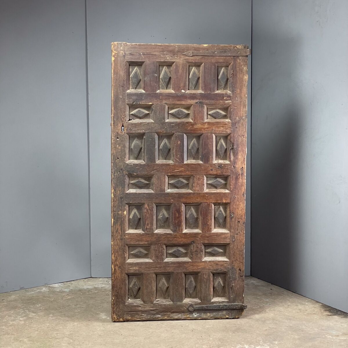 Diamond Panel Carved Door - RENTAL ONLY - Brandon Thatchers