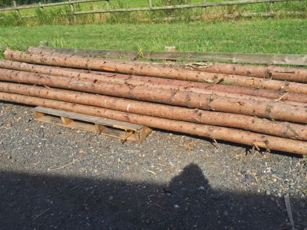 Rustic round pole with bark Dia. 3, 4, or 6". 3.6 m length