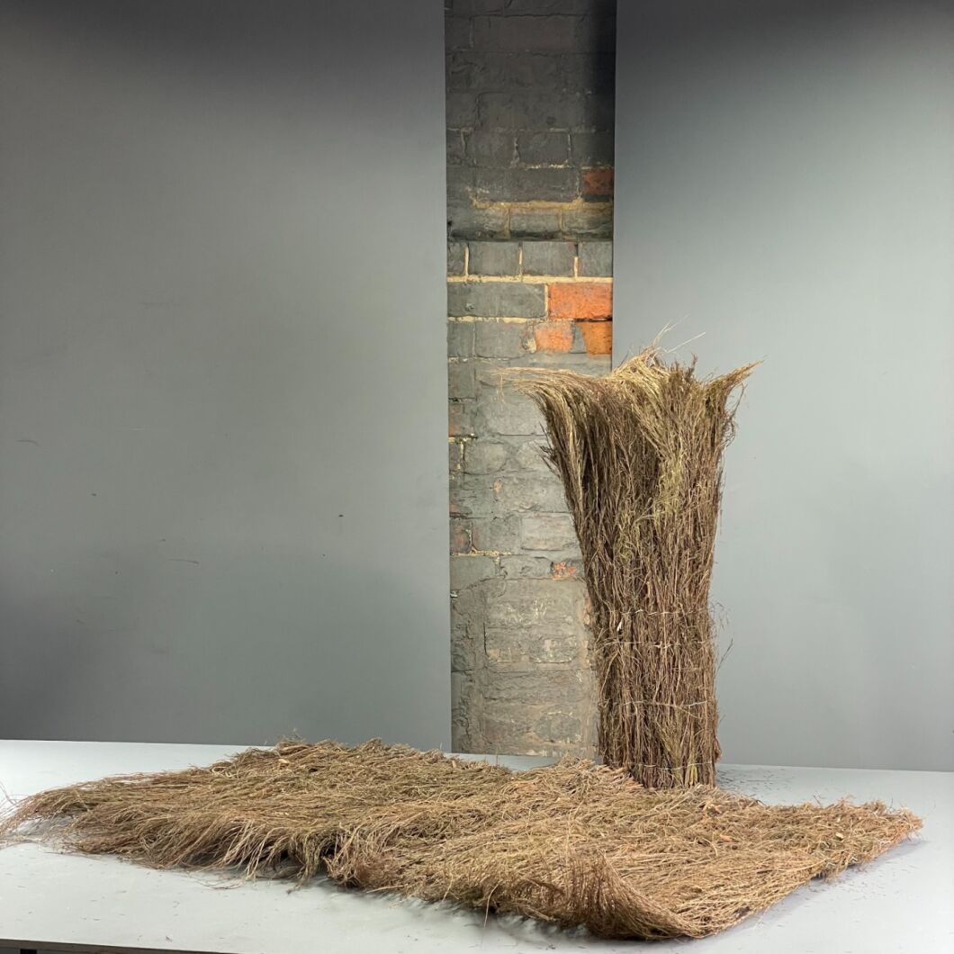 Heather Tile, natural, dried material - Brandon Thatchers