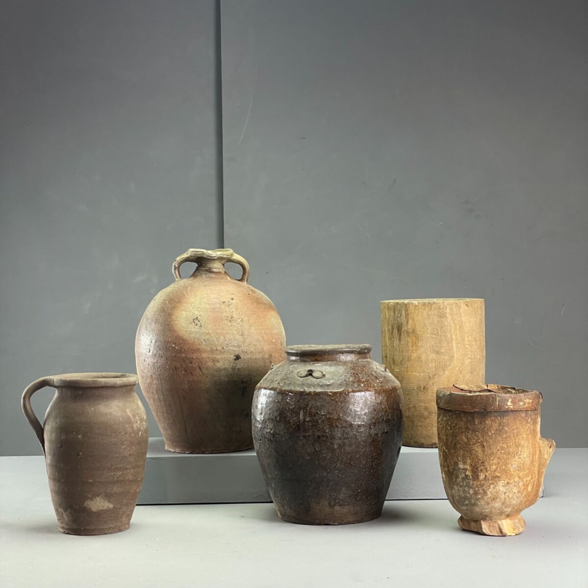 Aged Rustic Jars (Set of 5) - RENTAL ONLY - Brandon Thatchers