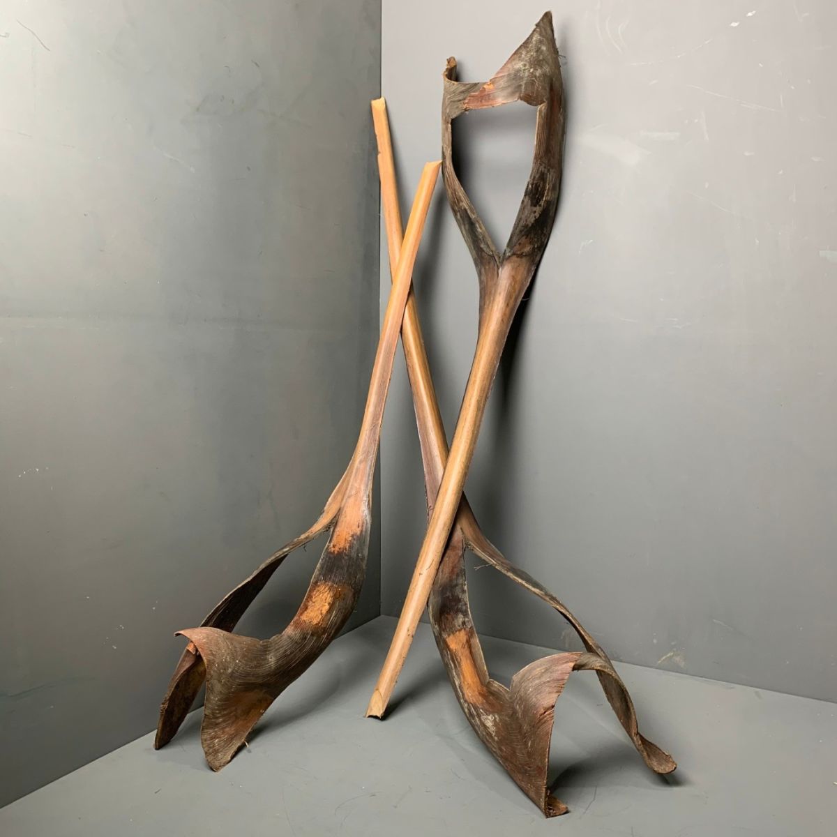 Palm Sling Approx. 1.6 m tall and 40 cm wide