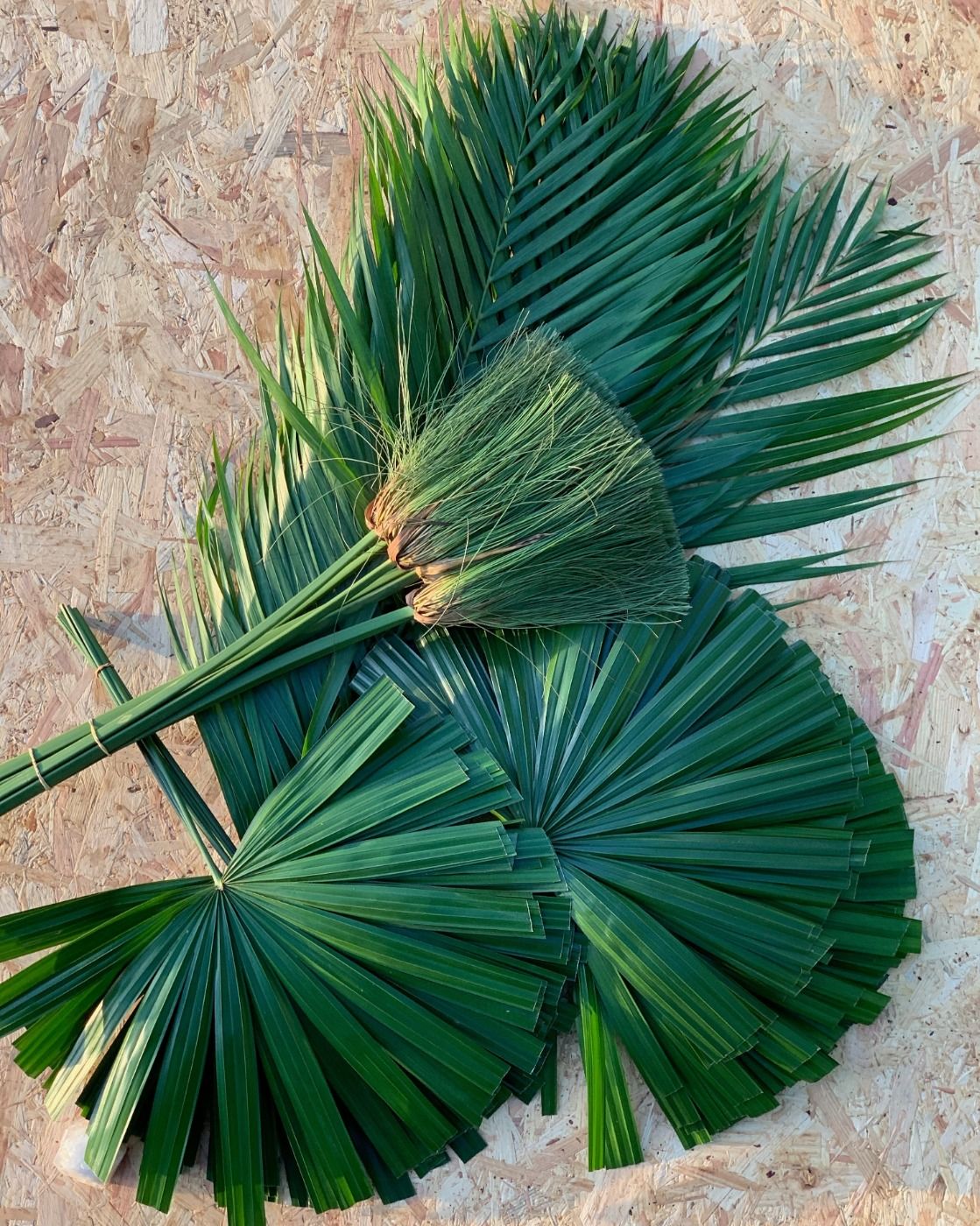 Artificial leaves and vines. UK stock, Next day delivery