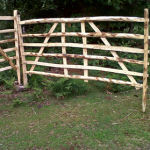 Cleft Split Chestnut Post & Rail Fencing, with 2 or 3 mortice posts ...