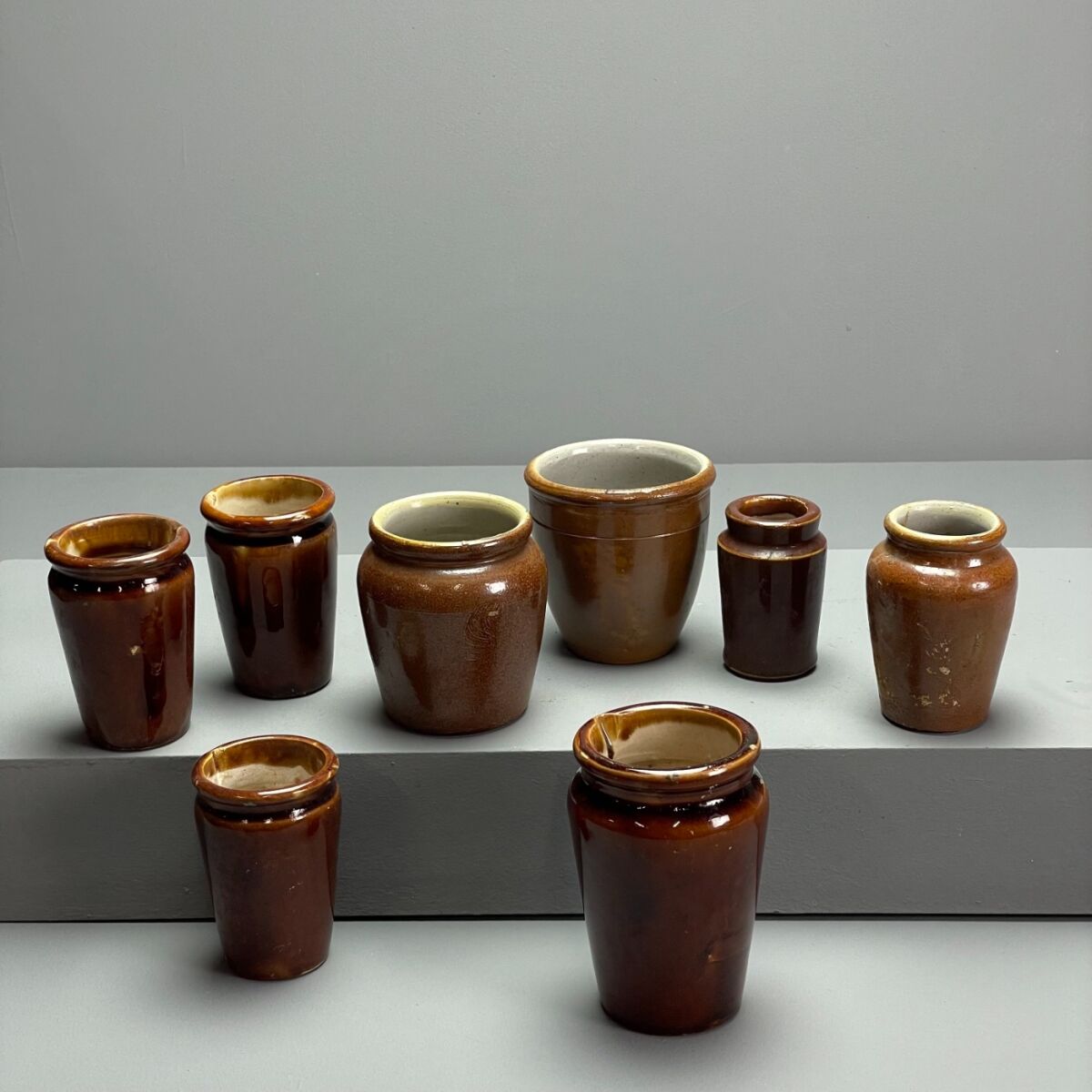Stoneware Brown Glaze Pots - RENTAL ONLY - Brandon Thatchers
